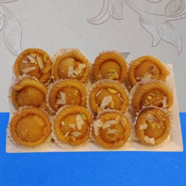 Today's Fresh Khoya Chandrakala Gujiya Sweets | Chandrakala Mithai ...